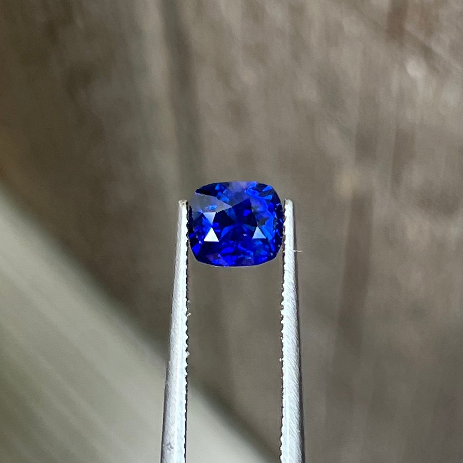 1.58ct Vivid Royal Blue Sapphire – gemsdirectuk